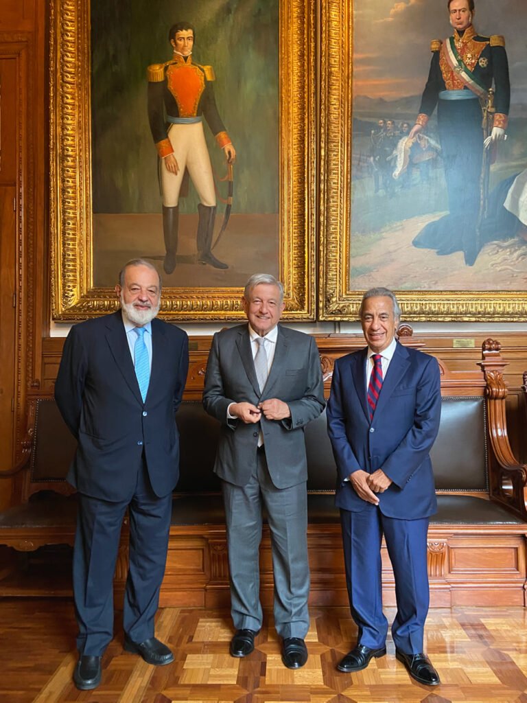 Carlos Slim: Leyendo entre líneas - Proyecto Metropolitano ZMG